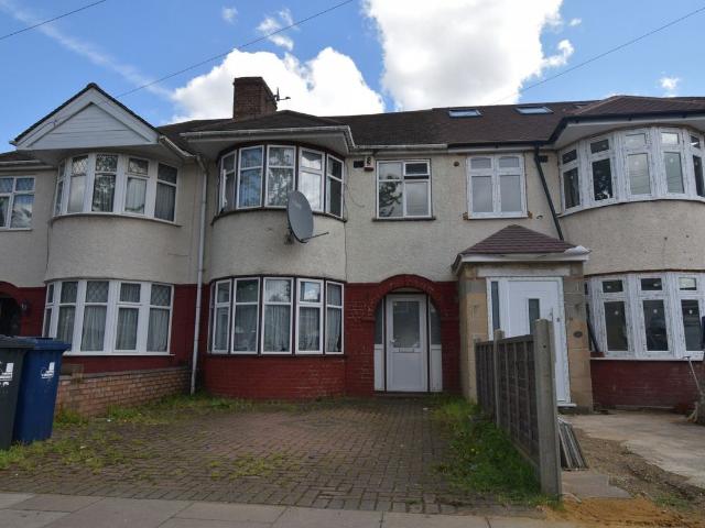 Northolt UB5, 3 bed semi detached house to rent, £2,450 pcm | PrimeLocation