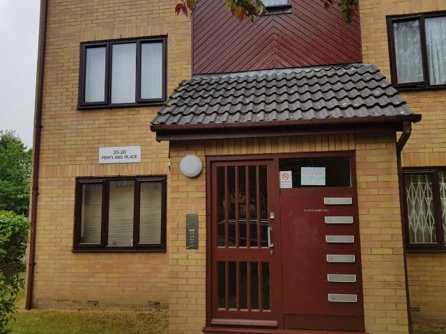 Northolt UB5, 1 bed flat to rent, £1,350 pcm | PrimeLocation
