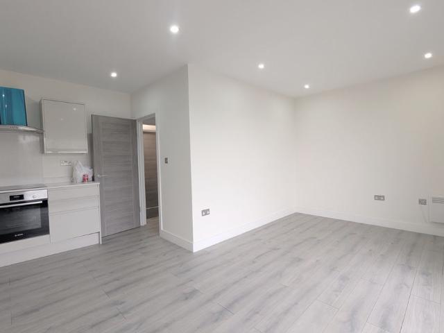 Northolt Road, Harrow HA2, 1 bed flat to rent, £1,800 pcm | PrimeLocation