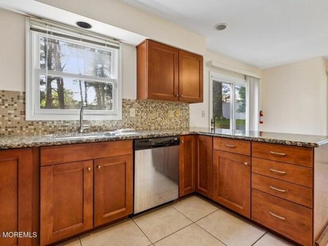 Northampton Dr, Holmdel, Home For Sale