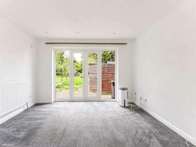 Northampton Lane South, Moulton, Northampton, Northamptonshire, NN3