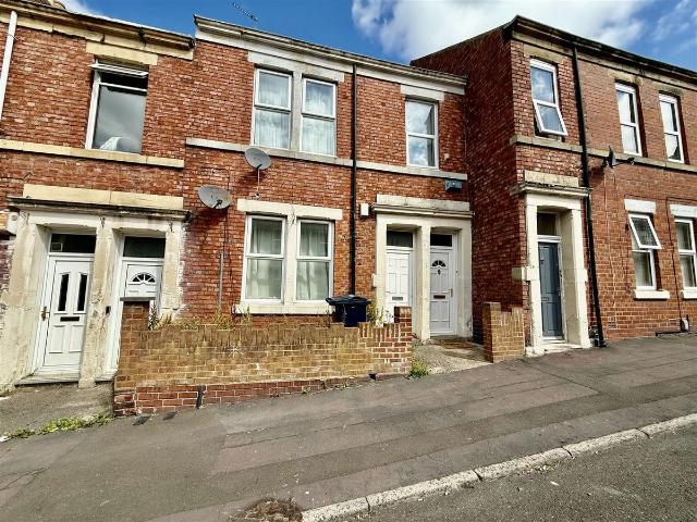 Northbourne Street, Deckham, Gateshead NE8, 3 bed flat to rent, £750 pcm | PrimeLocation