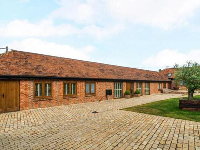 Northchapel, London Road, Petworth, 2 Bedroom Bungalow