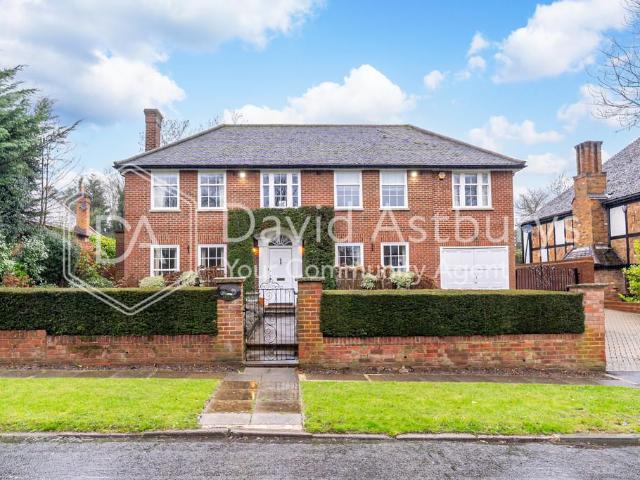 Northcliffe Drive, Totteridge, London 4 bed detached house to rent £6,500 pcm £1,500 pw