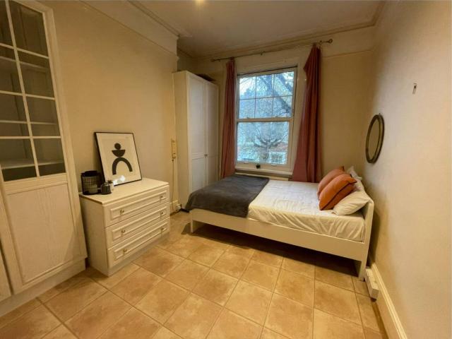 Northcote Avenue, London W5, Room to rent, £1,200 pcm | PrimeLocation