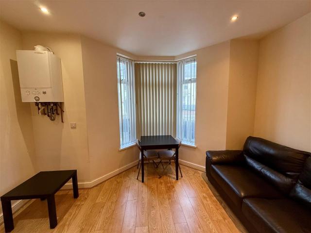 Northcote Street Flat 1, Roath, Cardiff