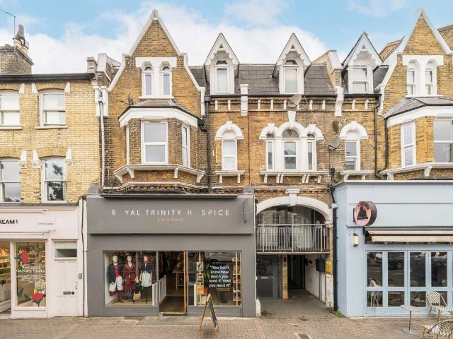 Northcote Road, Battersea SW11, Studio to rent, £1,500 pcm | PrimeLocation