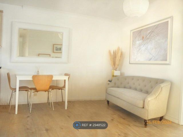 Northcote Road, London SW11, 2 bed flat to rent, £2,592 pcm | PrimeLocation