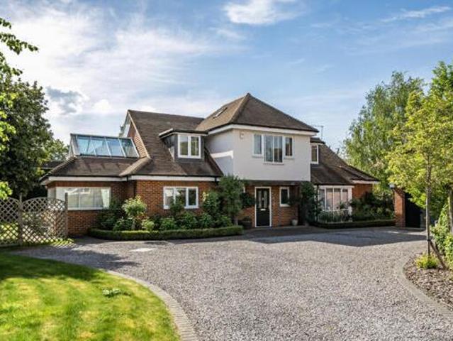 Northcourt Avenue, Reading, 4 Bedroom Detached