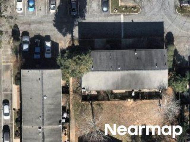 Northcrest Rd Apt C