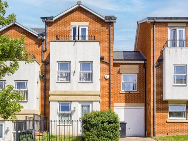 Northcroft Way, Erdington, 5 Bedroom Town