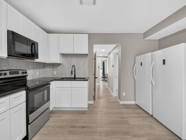 Northeast Houston CoLiving Space near I Transit L