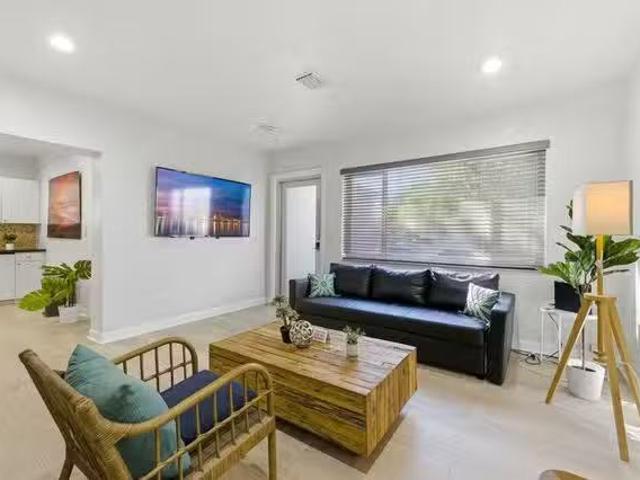 Northeast Miami Place