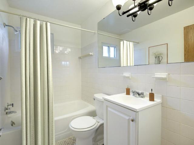 Northeast Villas 1 Bedroom Apartment for Rent at 5290 3rd St Ne, Columbia Heights, MN 55421 Columbia Heights