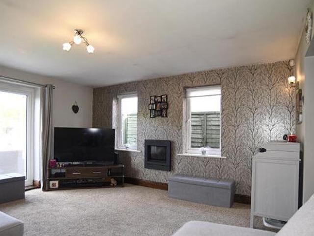 Northern Drive, Nottingham, 2 Bedroom Semi detached
