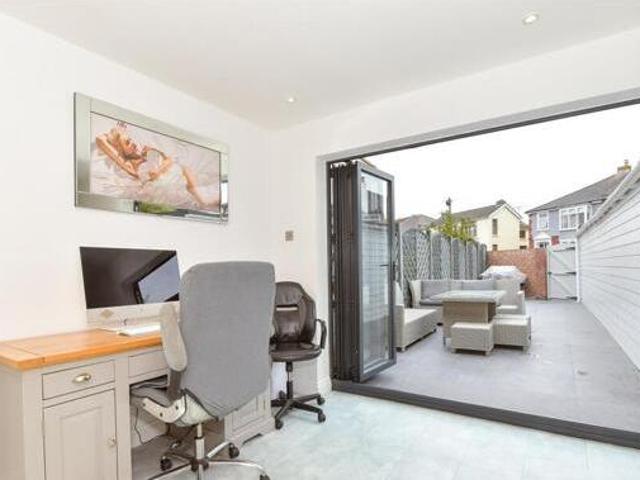 Northern Parade, Portsmouth, 3 Bedroom Terraced