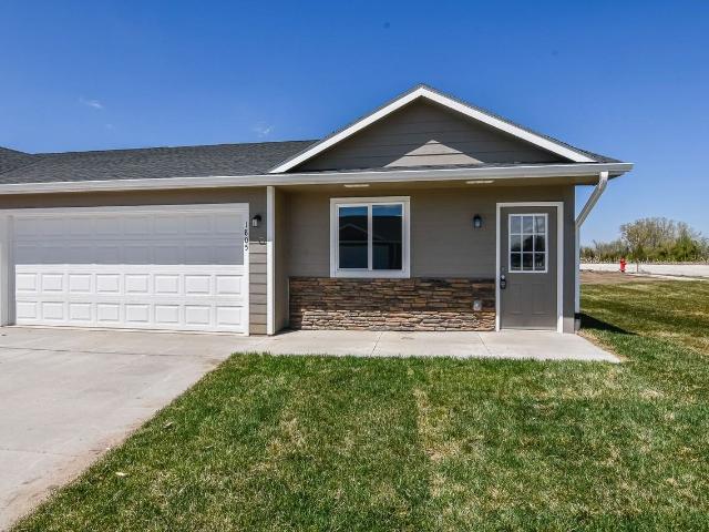 Northern Plains by Kading 3 Bedroom Apartment for Rent at 2218 Newton Rd, Corydon, IA 50060