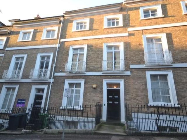 Northernhay Place EX4, 1 bed flat to rent, £1,050 pcm | PrimeLocation