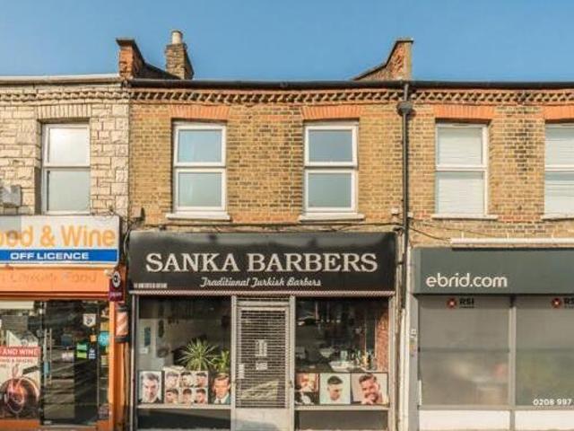 Northfield Avenue, London, 3 Bedroom Flat