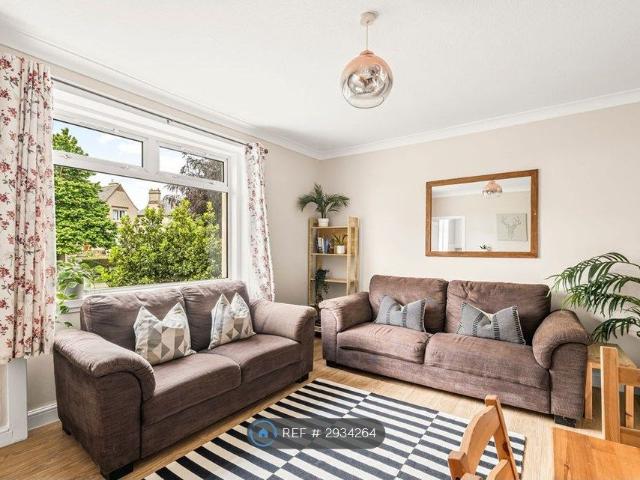 Northfield Broadway, Edinburgh EH8, 2 bed flat to rent, £1,300 pcm | PrimeLocation