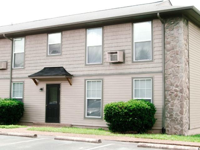 Northfield Lodge 4 Bedroom Apartment for Rent at 603 E Northfield Blvd, Murfreesboro, TN 37130