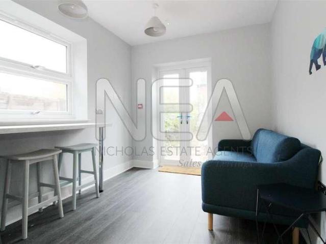 Northfield Road, Reading, Berkshire, RG1