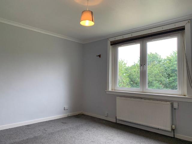 Northfield Square, Edinburgh, EH8 7PJ