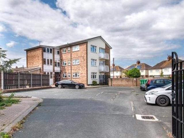 Northfleet, Snelling Avenue, Gravesend, 2 Bedroom Flat