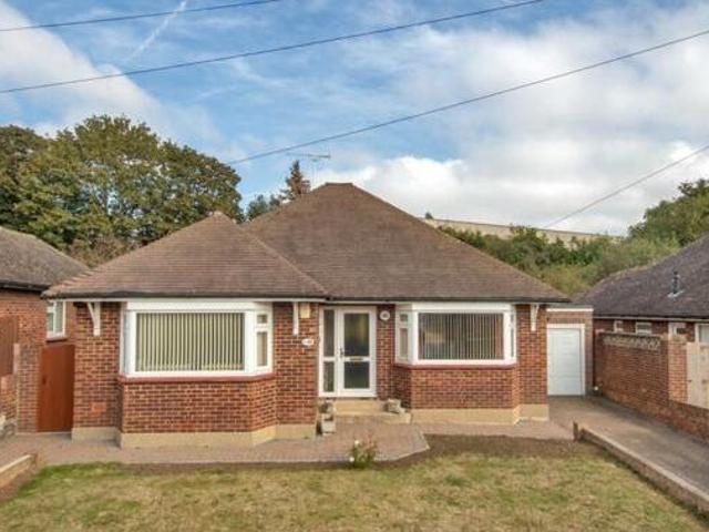 Northfleet, Tennyson Walk, Gravesend, 3 Bedroom Bungalow