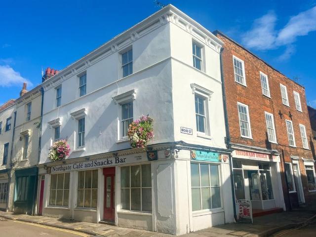Northgate, Canterbury CT1, 2 bed maisonette to rent, £1,500 pcm | PrimeLocation