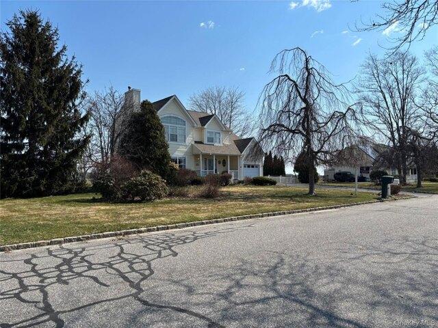 Northgate Cir, Baiting Hollow, Home For Sale