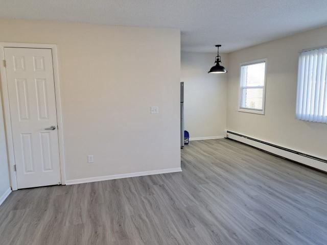 Northgate Crossing Apartments 1 Bedroom Apartment for Rent at 2455 2nd St N, Maplewood, MN 55109 Maplewood Oakdale