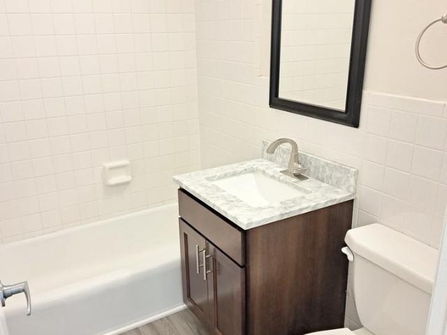 Northgate Crossing Apartments 2 Bedroom Apartment for Rent at 2455 2nd St N, Maplewood, MN 55109 Maplewood Oakdale