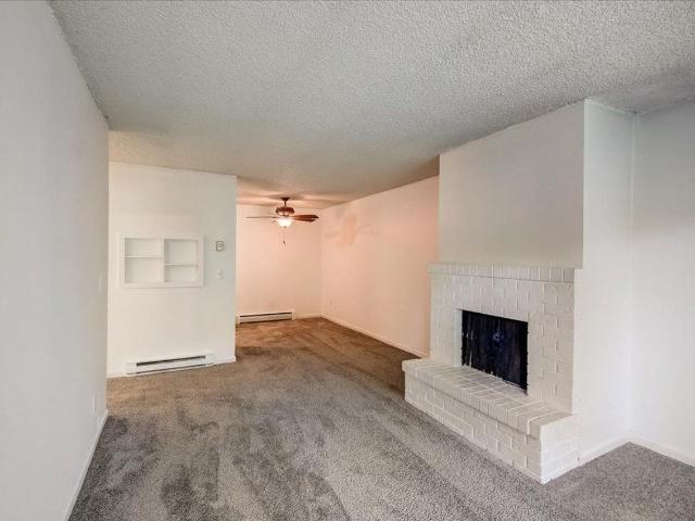 Northgate Manor 1 Bedroom Apartment for Rent at 818 Ne 106th St, Seattle, WA 98125 Maple Leaf