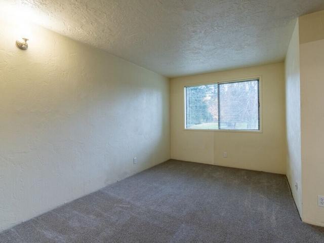 Northgreen Apartments 1 Bedroom Apartment for Rent at 1800 Cal Young Rd, Eugene, OR 97401 Cal Young