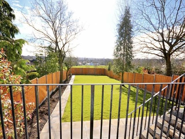 Northiam, Woodside Park, London N12
