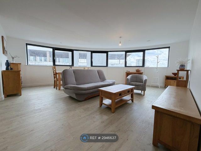 Northill Apartments, Salford M50, 2 bed flat to rent, £1,250 pcm | PrimeLocation