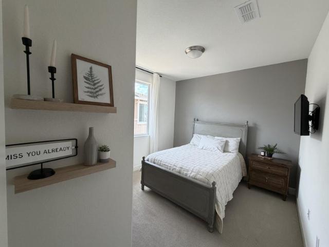 Northlake Room in Natomas available