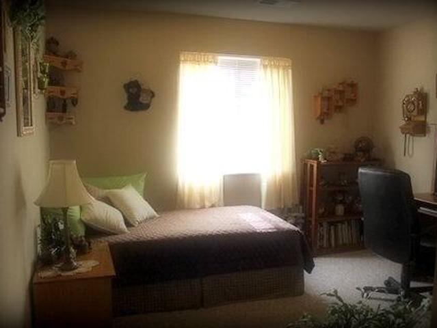 Northland Meadow 2 Bedroom Apartment for Rent at 100 Matthew Dr, Cadillac, MI 49601