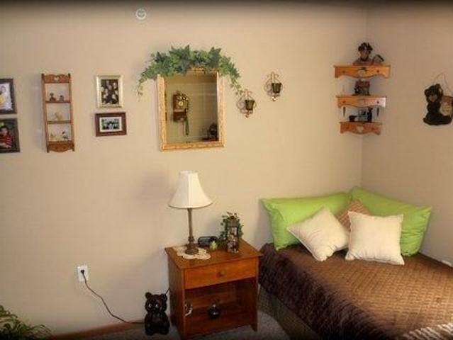 Northland Meadow 2 Bedroom Apartment for Rent at 100 Matthew Dr, Cadillac, MI 49601