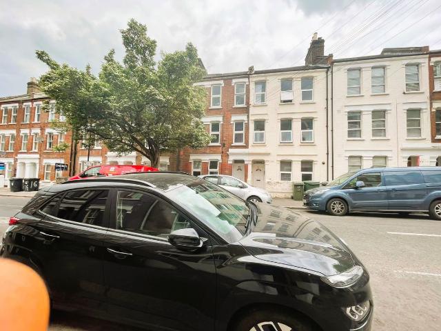 Northlands Street, London SE5, 2 bed flat to rent, £1,800 pcm | PrimeLocation
