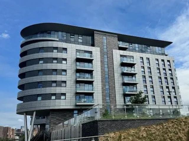 Northleigh Road, Trafford, M16 0EG, United Kingdom | 3 bed apartment for rent #167524713 | Rentberry