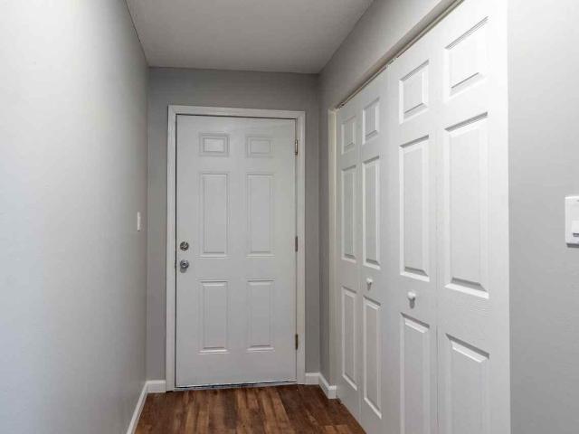 Northpark Apartments 2 Bedroom Apartment for Rent at 2021 Ne Russell Rd, Kansas City, MO 64116 River Forest