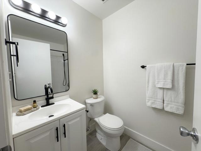 Northrop Woods 2 Bedroom Apartment for Rent at 2227 Northrop Ave, Sacramento, CA 95825