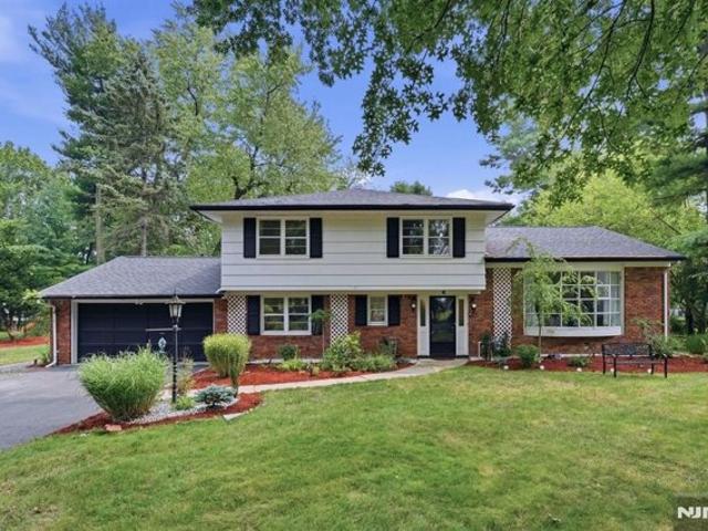 Northrop Ln, Tenafly, Home For Sale