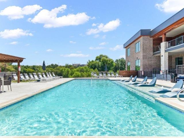Northside at the Woodlands 1 Bedroom Apartment for Rent at 1961 Arapaho Rd, Garland, TX 75044