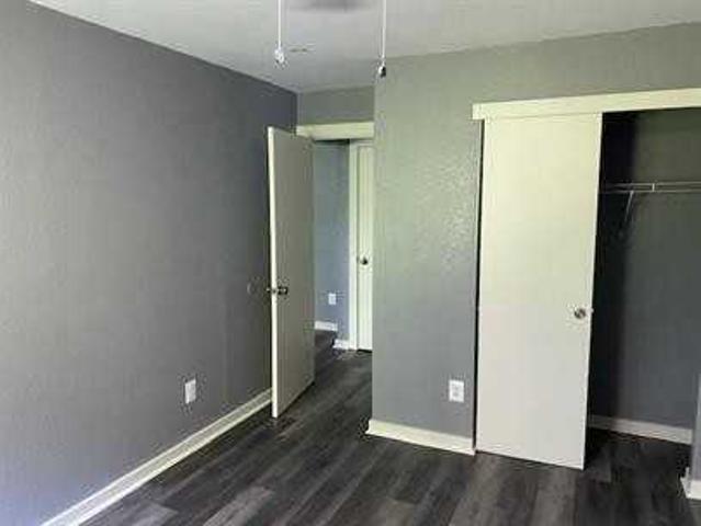 Northside Flats 1 Bedroom Apartment for Rent at 1932 Kentucky Ave, Cincinnati, OH 45223 Northside