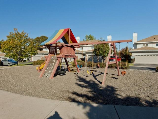 Northtown Crossings 91st, Alder, Butternut 2 Bedroom Apartment for Rent at 9144 University Ave Nw, Coon Rapids, MN 55448