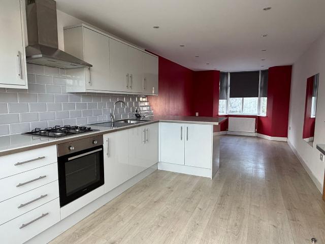 Northumberland, Tottenham N17, 3 bed maisonette to rent, £2,100 pcm | PrimeLocation