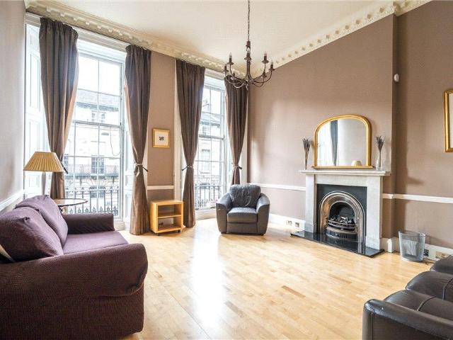 Northumberland Street, New Town. 2 bed apartment to rent £1,900 pcm £438 pw